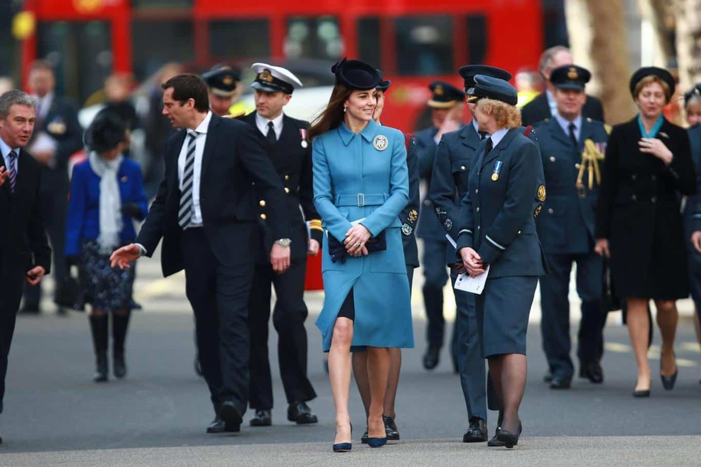 Kate Middleton és az ünnepi divat: Tanuld meg, hogyan viselj olyan ...